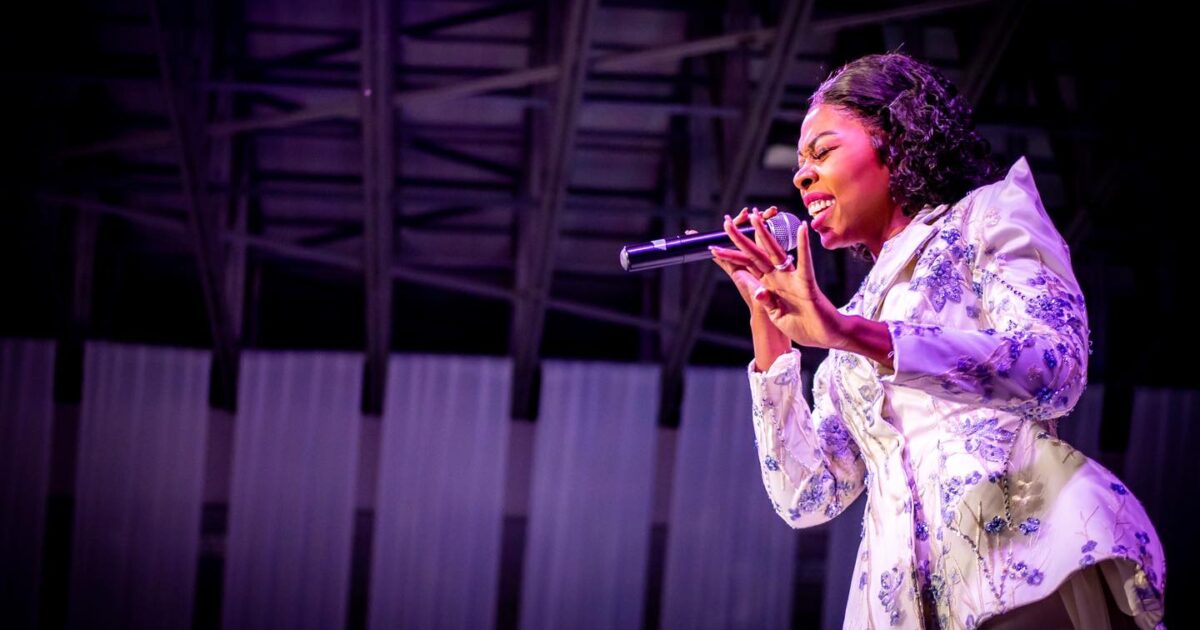 SAMANTHA MOGWE DROPS SEVEN (VII) – Botswana Gazette