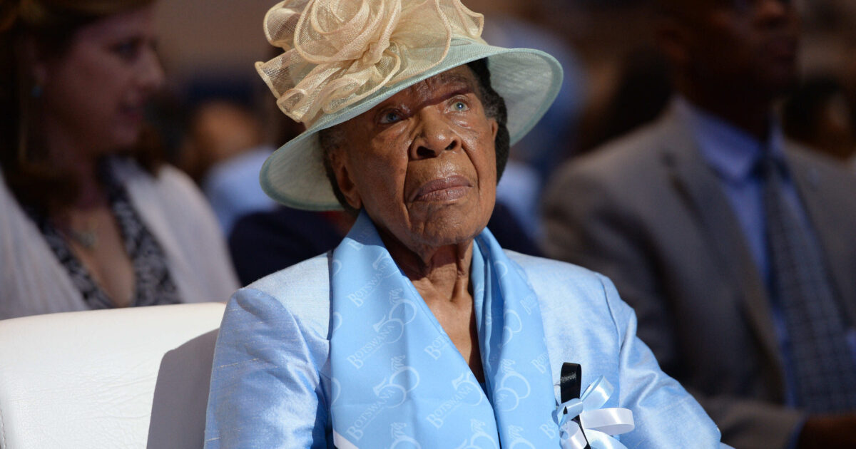 The iconic Dr. Gaositwe Chiepe: A Quintessential Trailblazer, 100 Years ...