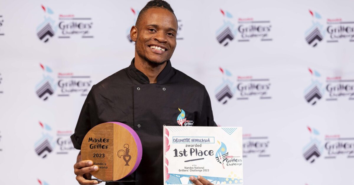 Obonetse Mmolawa brings the heat at the 2023 Nando’s National Grillers ...