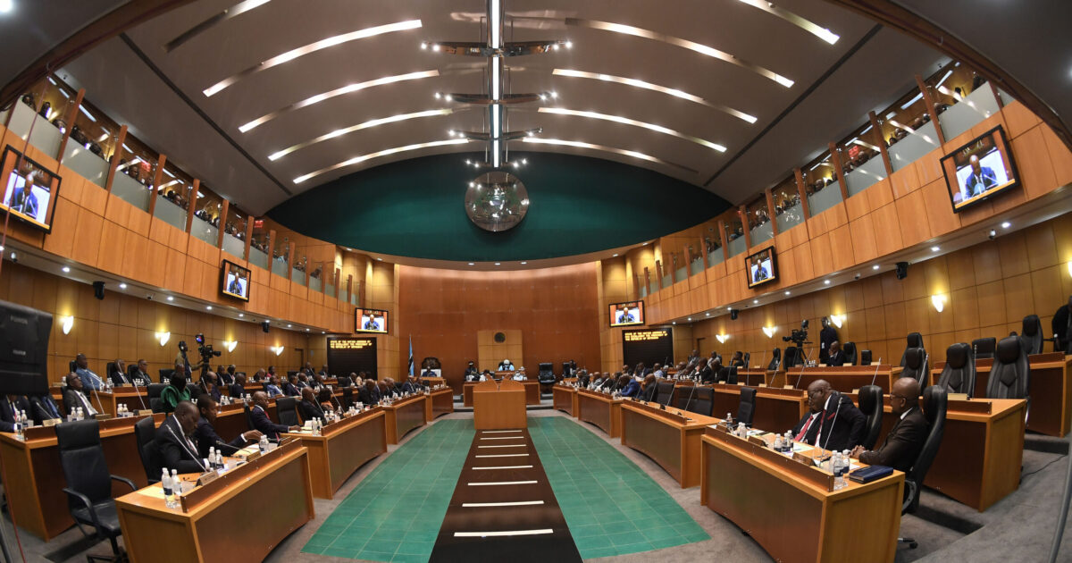 Masisi Could Reshuffle Cabinet Before Primaries – Botswana Gazette